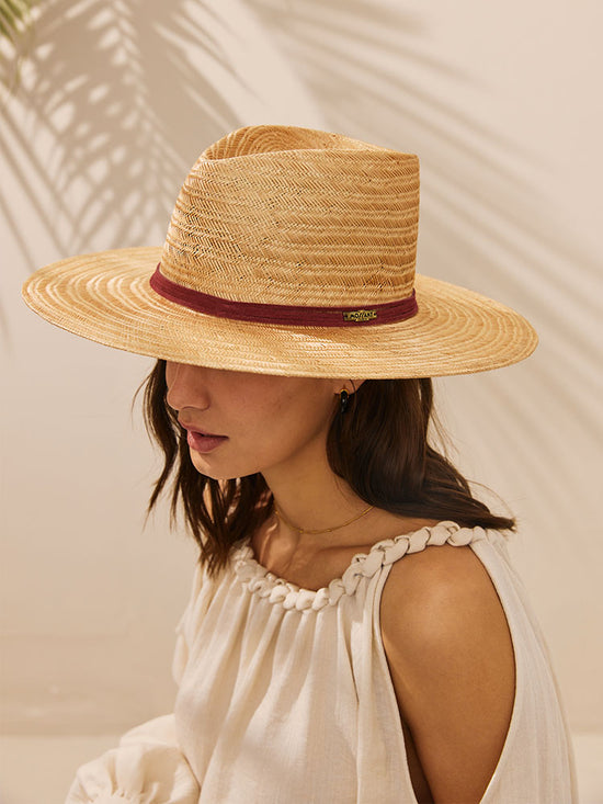 Mossant Hats & Caps: Timeless Elegance Since 1833