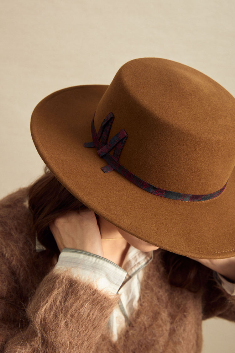Mossant Hats & Caps: Timeless Elegance Since 1833