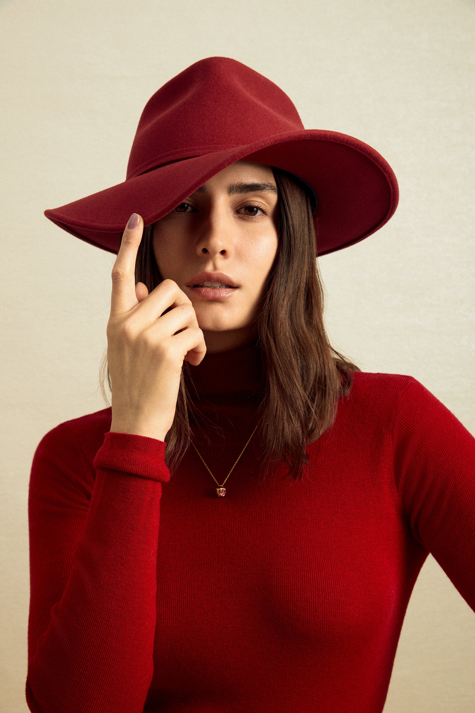 Mossant Hats & Caps: Timeless Elegance Since 1833